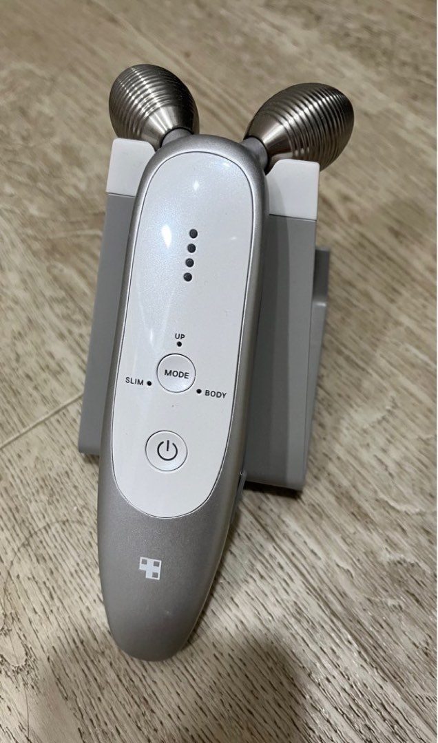 Medicube Age-R Device, Beauty & Personal Care, Face, Face Care on Carousell