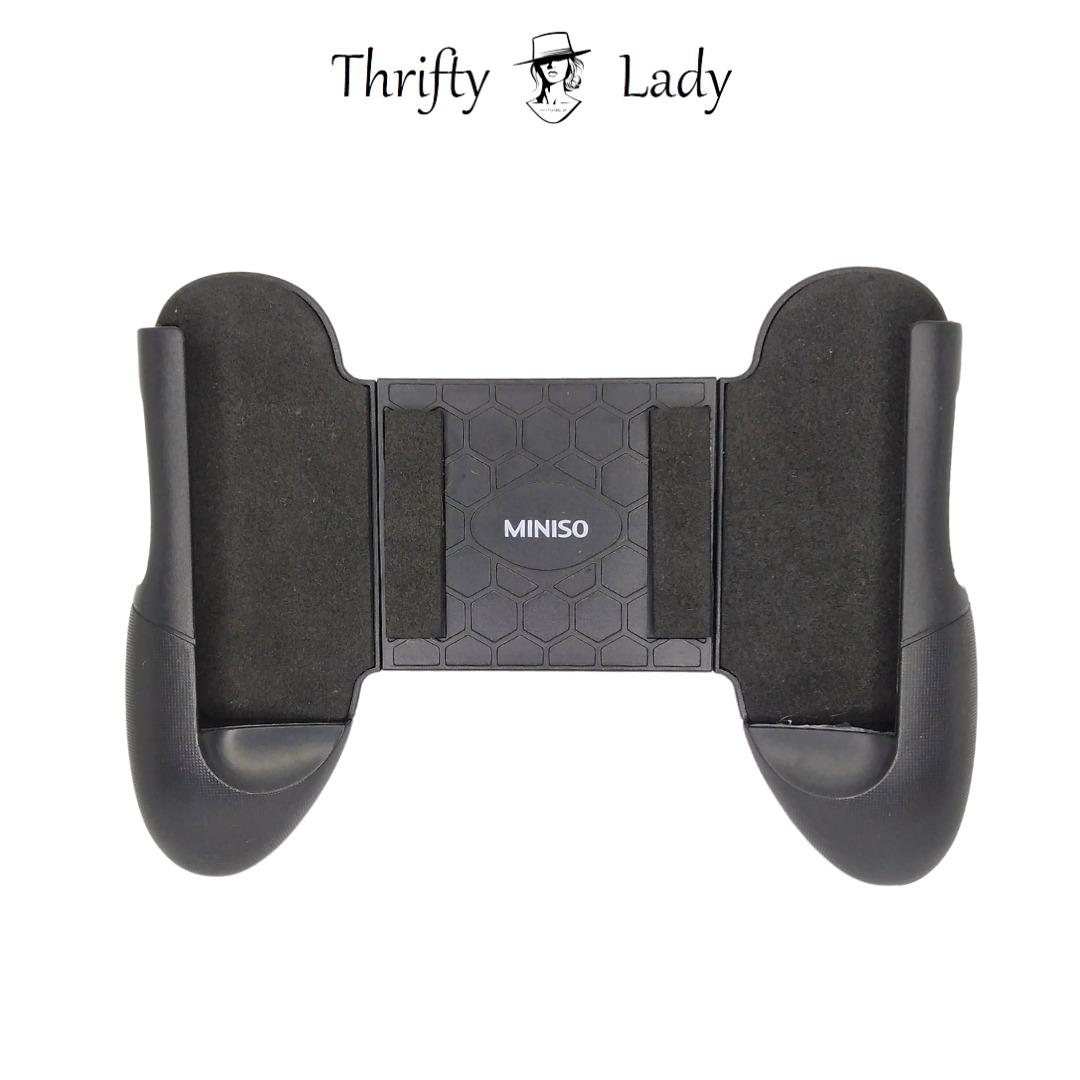 Miniso Gaming Console Phone Holder, Hobbies & Toys, Toys & Games on ...