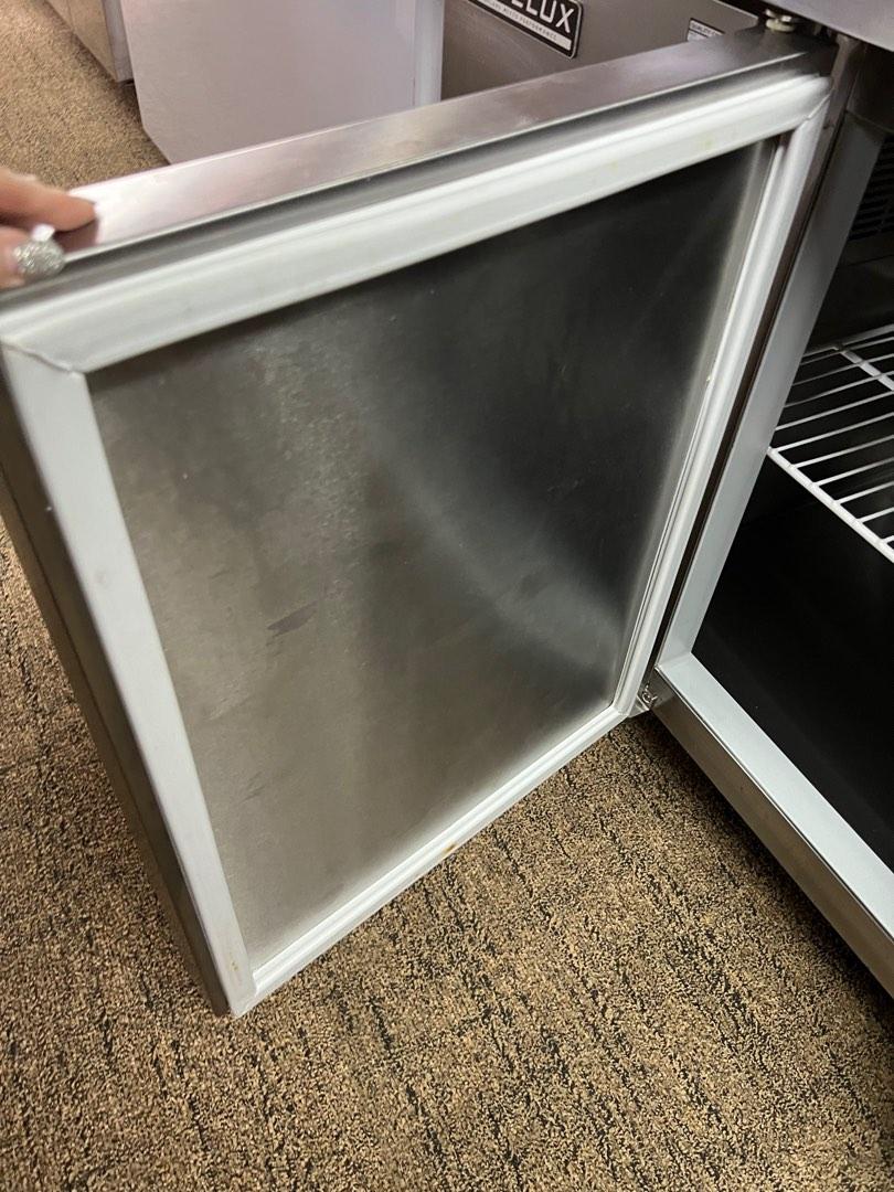 Modelux 2 Doors Counter Chiller 1500 x 760 x 850, TV & Home Appliances ...