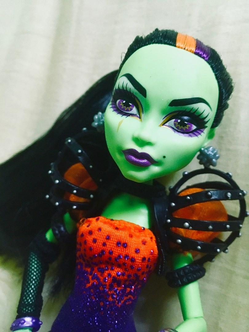 monster high casta fierce, Hobbies & Toys, Toys & Games on Carousell