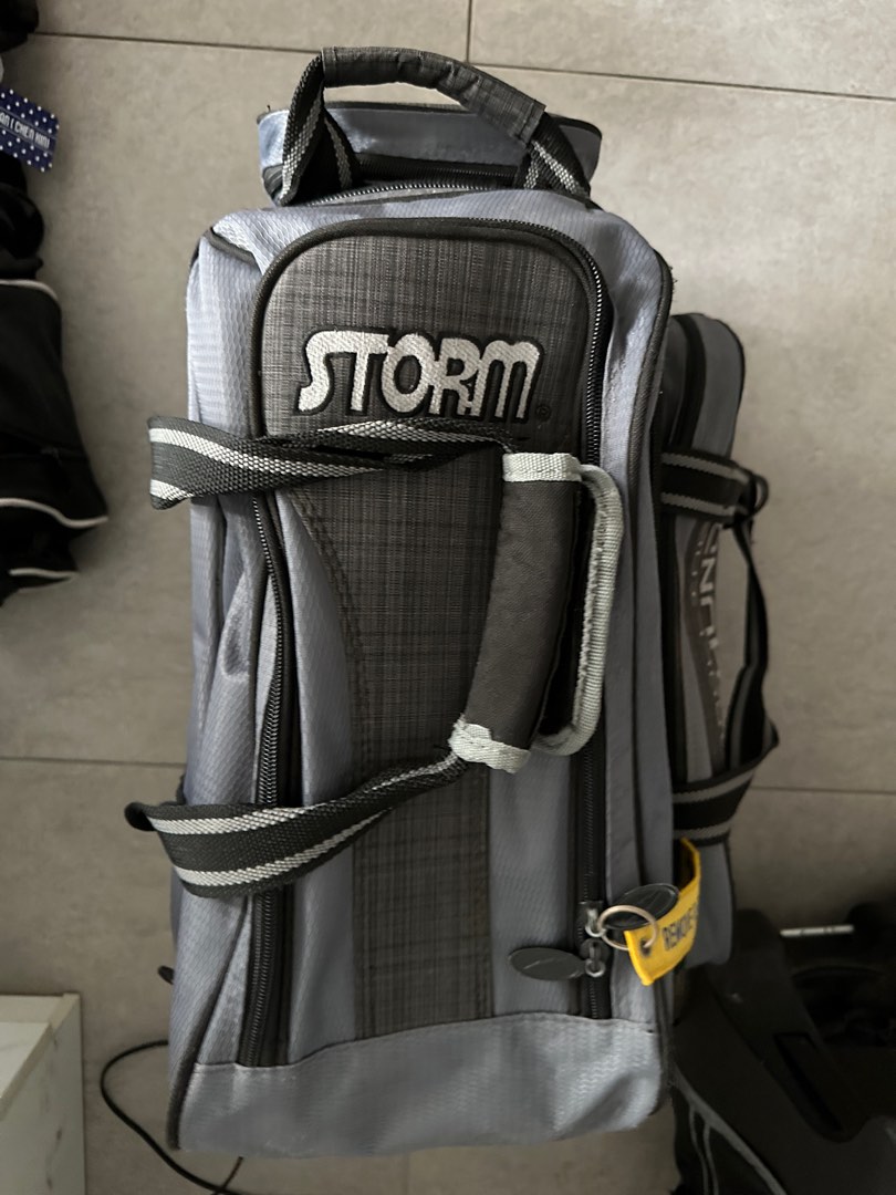 Storm bowling bags , Sports Equipment, Sports & Games, Billiards ...