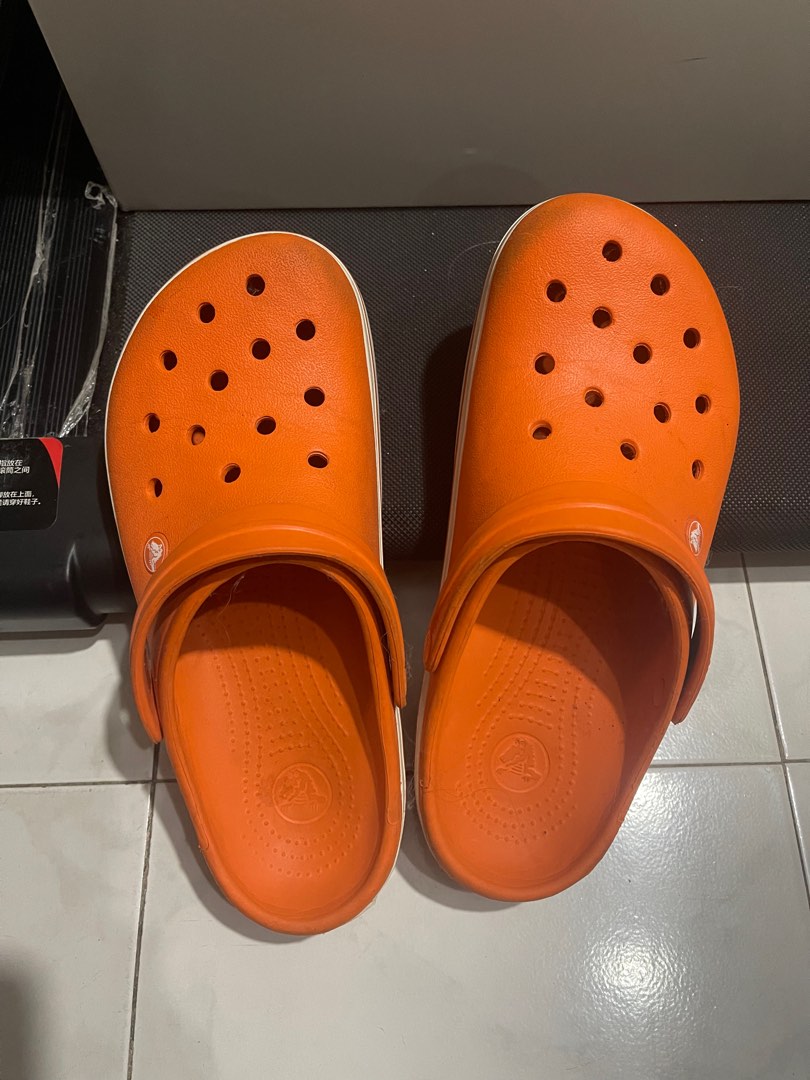 Original Crocs, Men's Fashion, Footwear, Slippers & Slides on Carousell