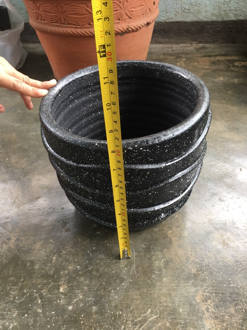 pot block, Furniture & Home Living, Gardening, Pots & Planters on Carousell