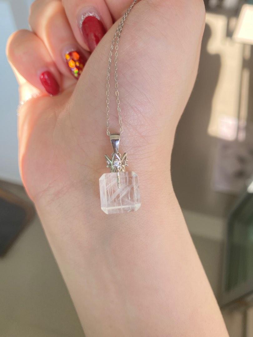 Premium BN Blue Needle Cube Pendant, Women's Fashion, Jewelry ...