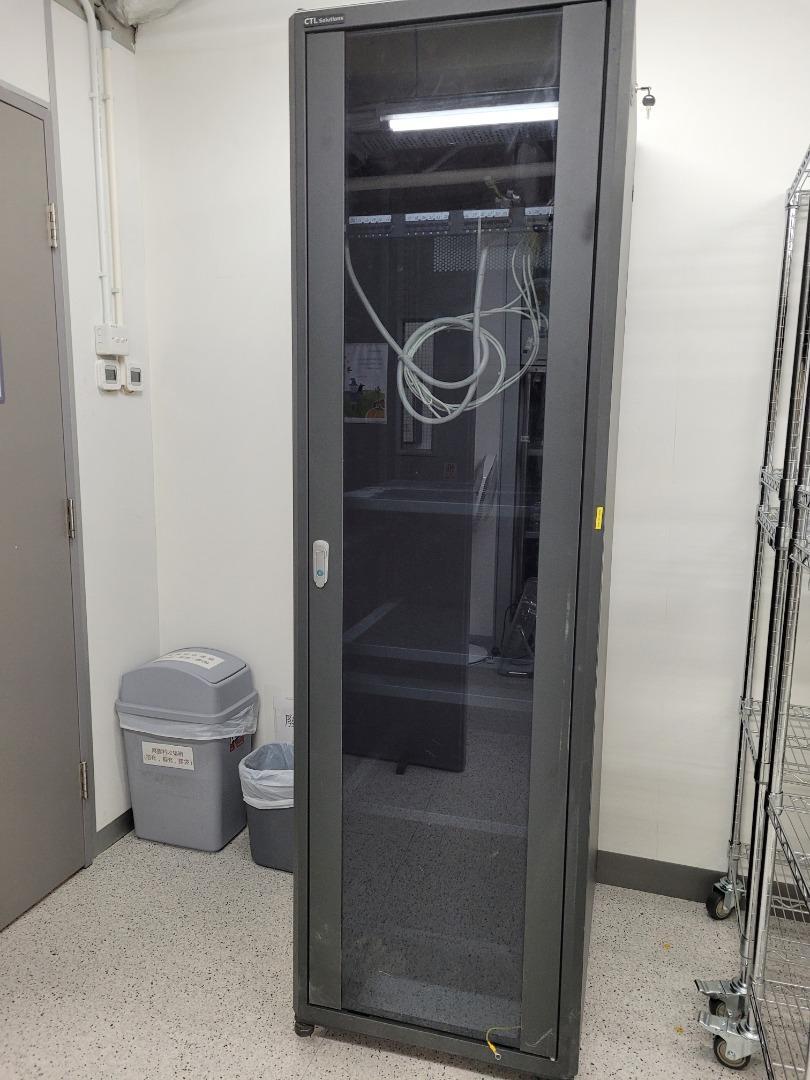 Server Rack, 電腦＆科技, 商務用科技產品 - Carousell