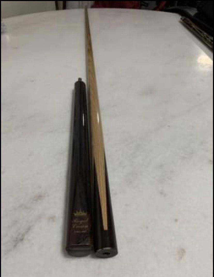 Snooker.cues royal crown England, Sports Equipment, Sports & Games ...