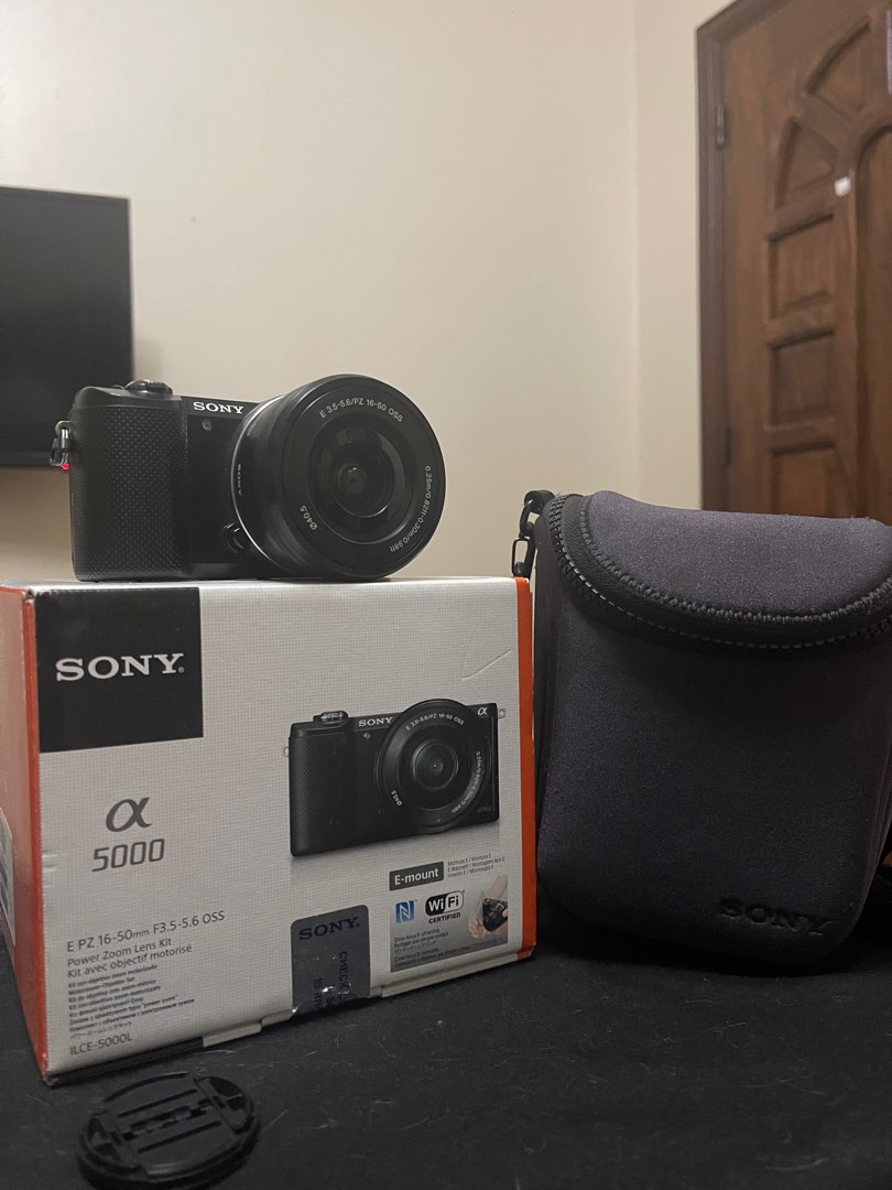 Sony Alpha a5000 Mirrorless Digital Camera, Photography, Cameras on Carousell