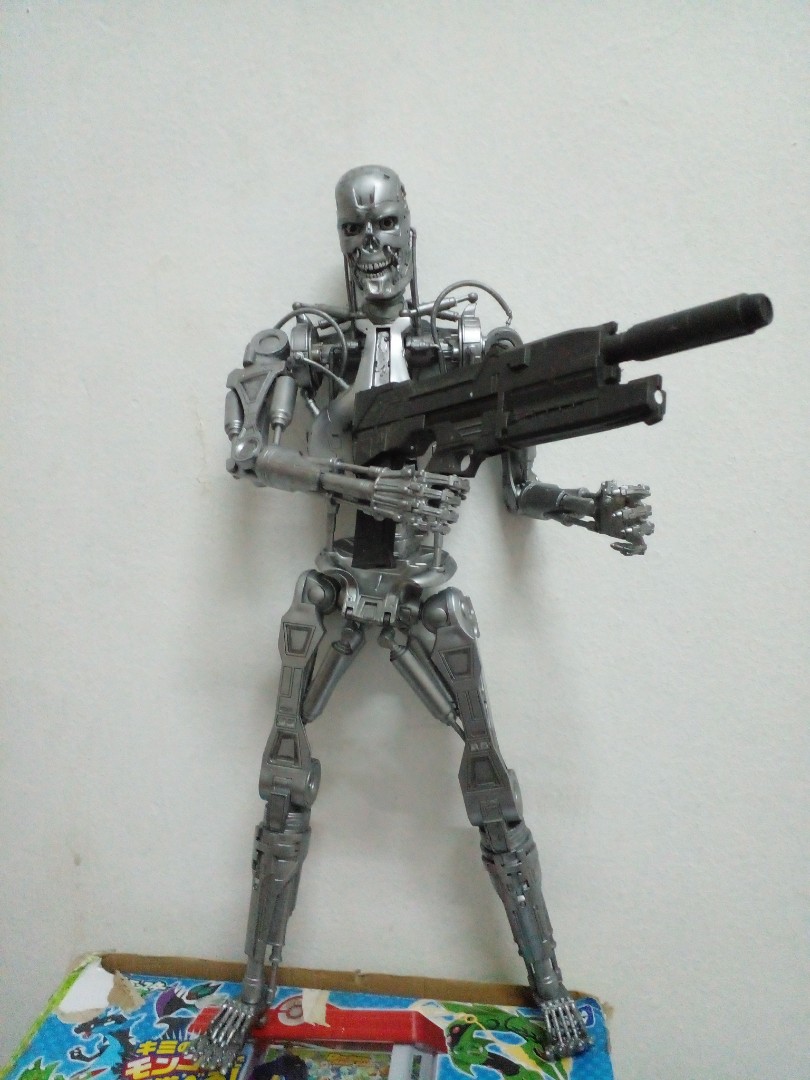 Terminator 1/4 neca 18 inches figure, Hobbies & Toys, Toys & Games on ...
