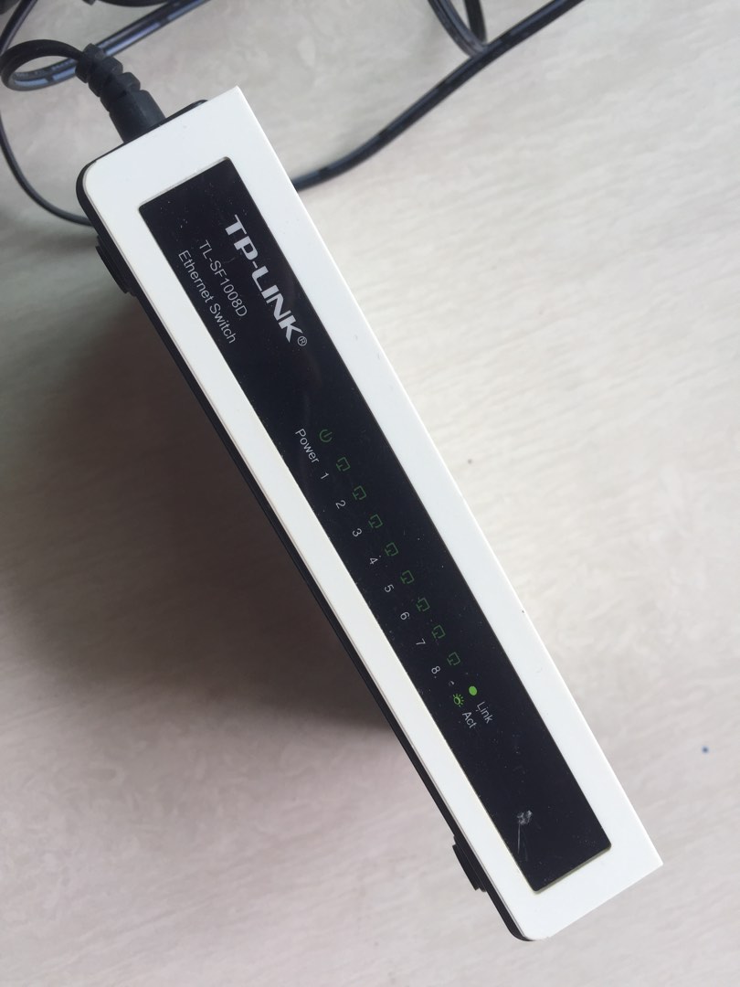 TP-LINK Switch 8port 10/100, Computers & Tech, Parts & Accessories ...