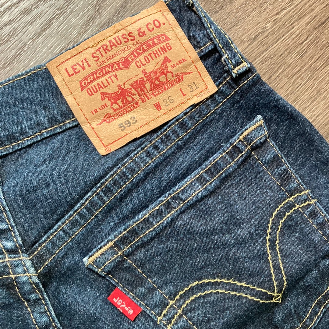 Used Levis Jeans, Men's Fashion, Bottoms, Jeans on Carousell