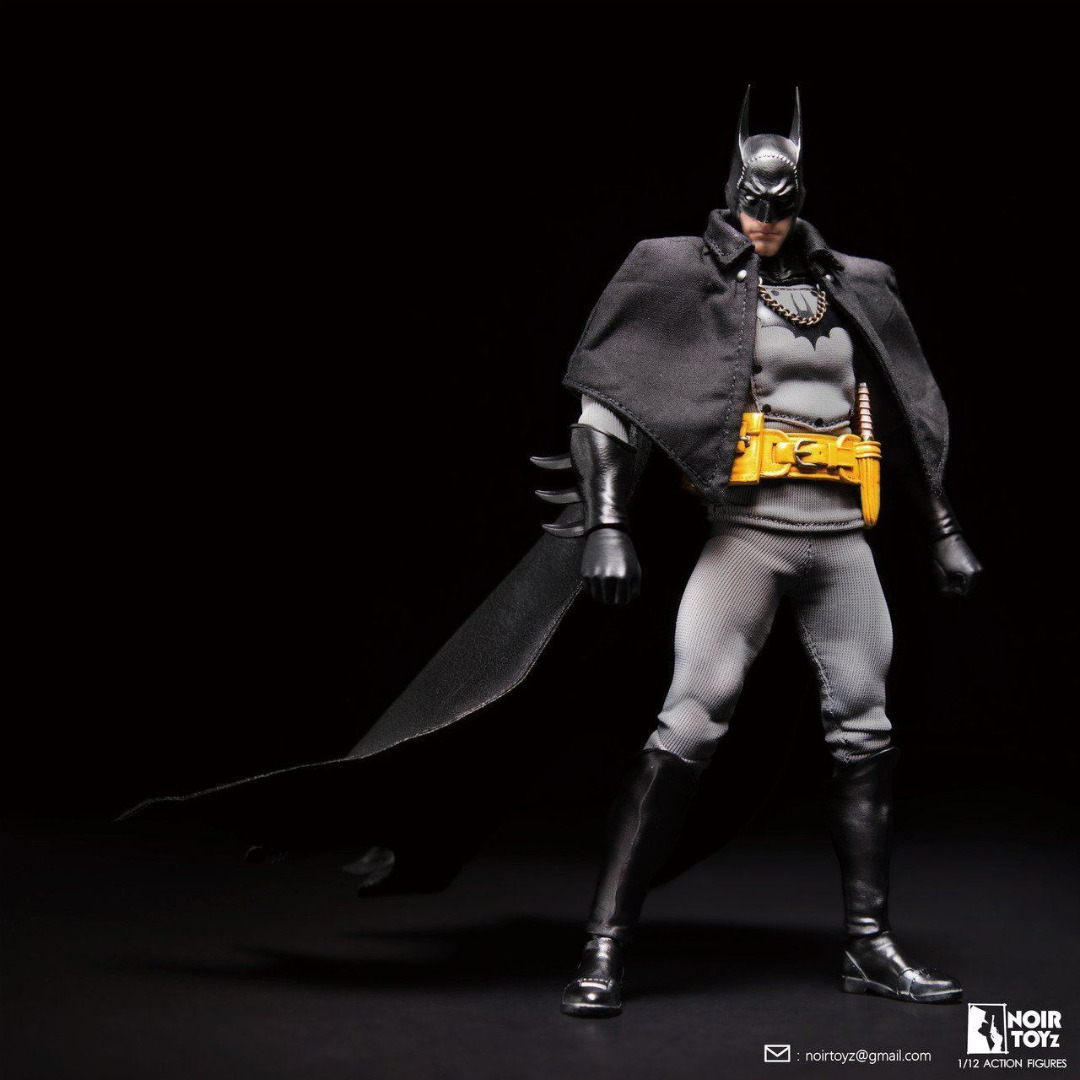 1/12 scale Hero Series 19th Century Dark Knight Normal Version / Deluxe ...