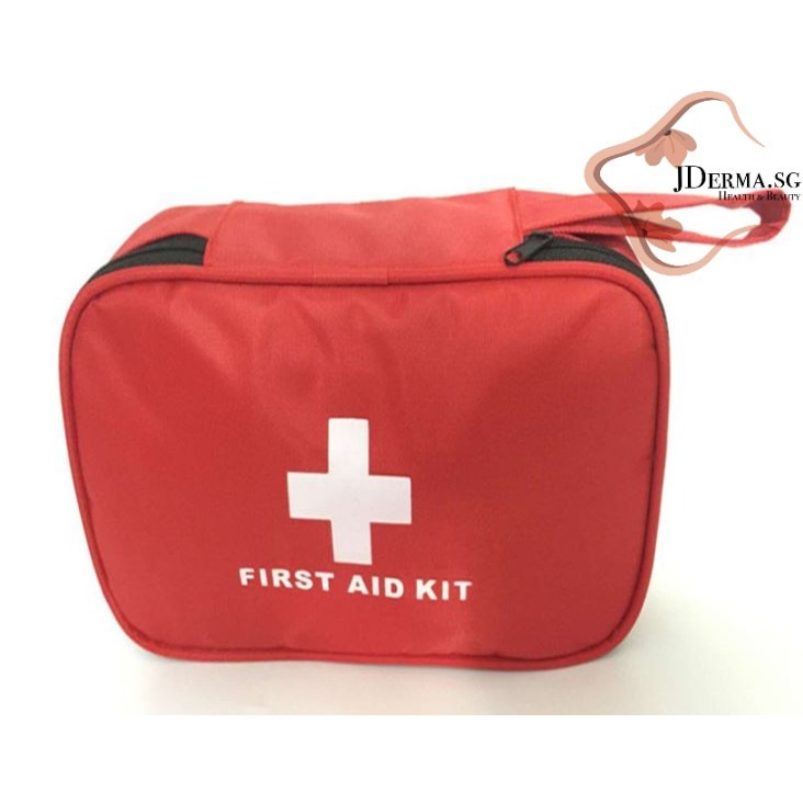 All-Purpose Portable Compact First Aid Kit for Minor Cuts, Scrapes ...