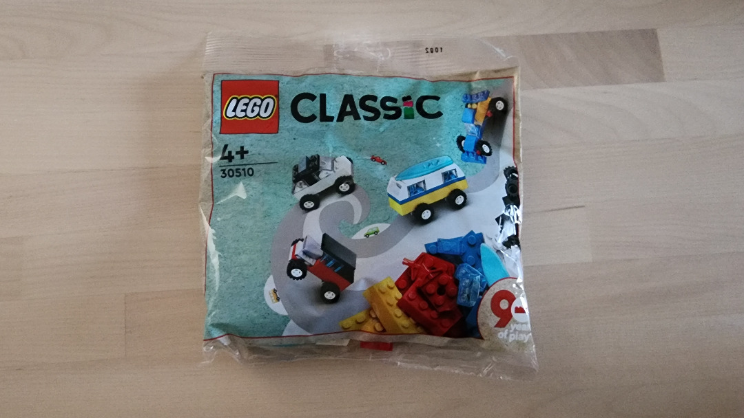 (Available now) LEGO Classic 30510 - 90 Years of Play - Cars, Hobbies ...
