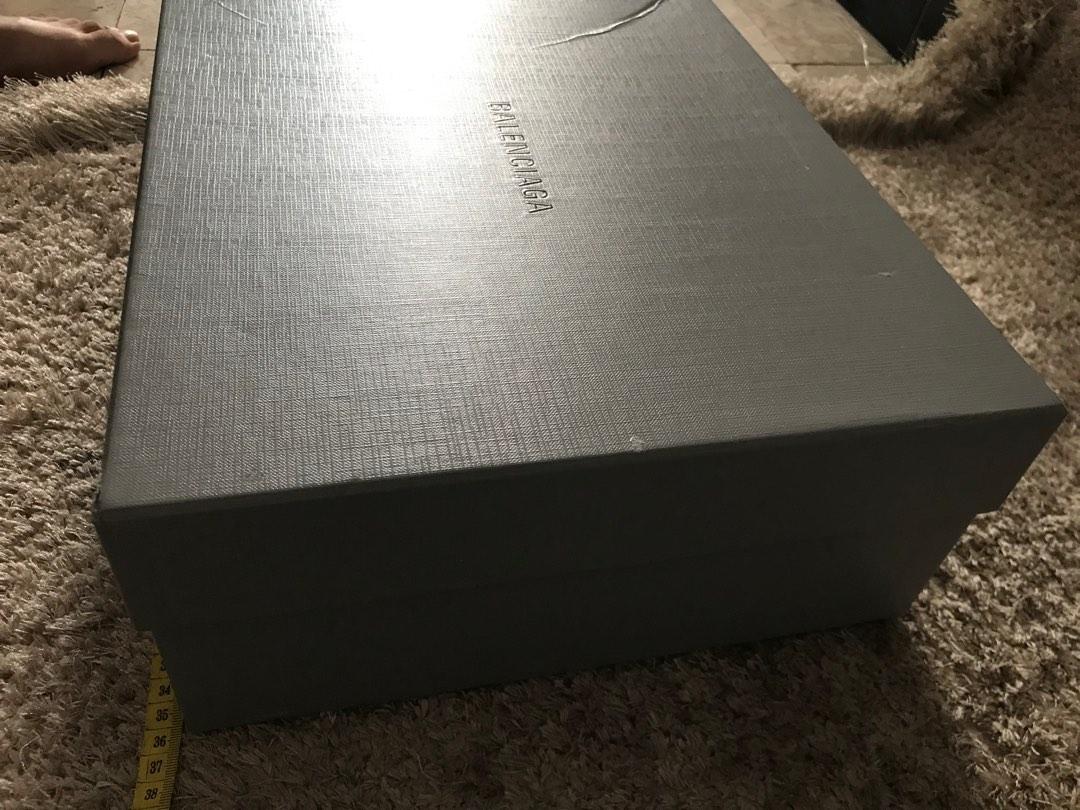 Balenciaga box boks tas sepatu accs baju bebas deh buat apa aja kike ...