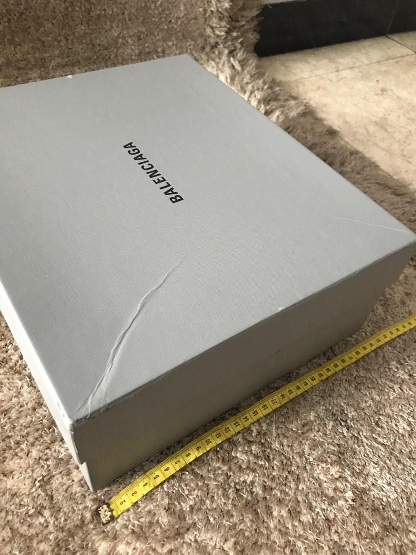 Balenciaga box boks tas sepatu accs baju bebas deh buat apa aja kike ...