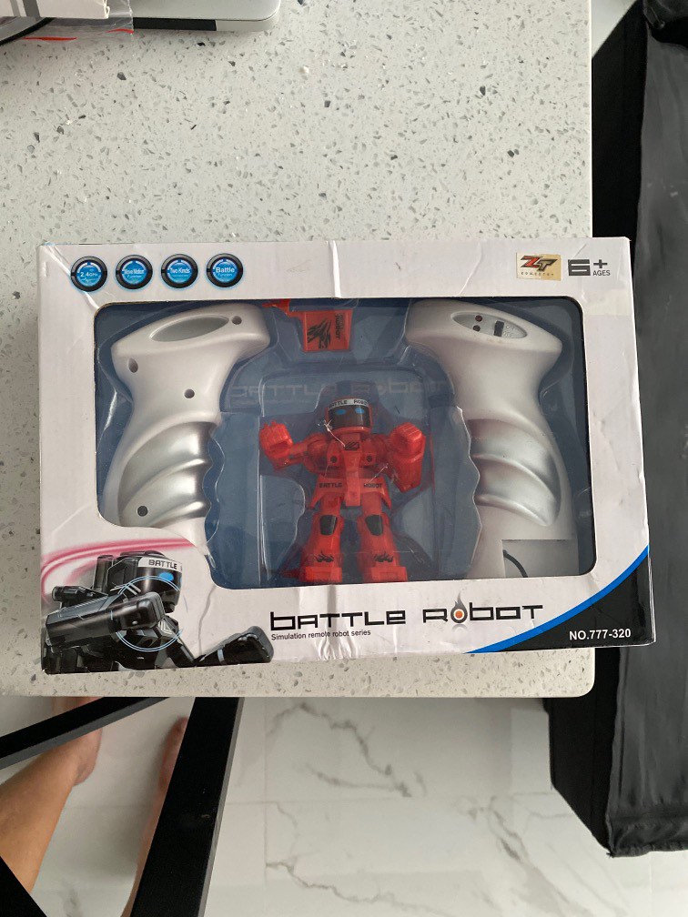 Battle robot, Hobbies & Toys, Toys & Games on Carousell