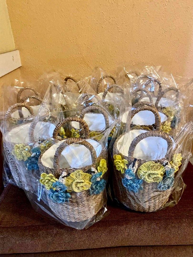 Summer Bucket Bag made of Abaca Brown Grass, Women's Fashion, Bags ...