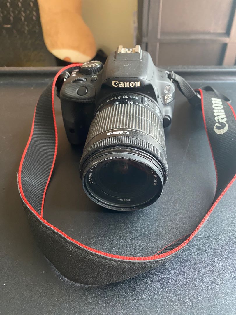 Canon 100D Vlogging Camera, Photography, Cameras on Carousell