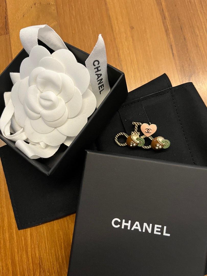 Chanel brooch authentic , Luxury, Accessories on Carousell