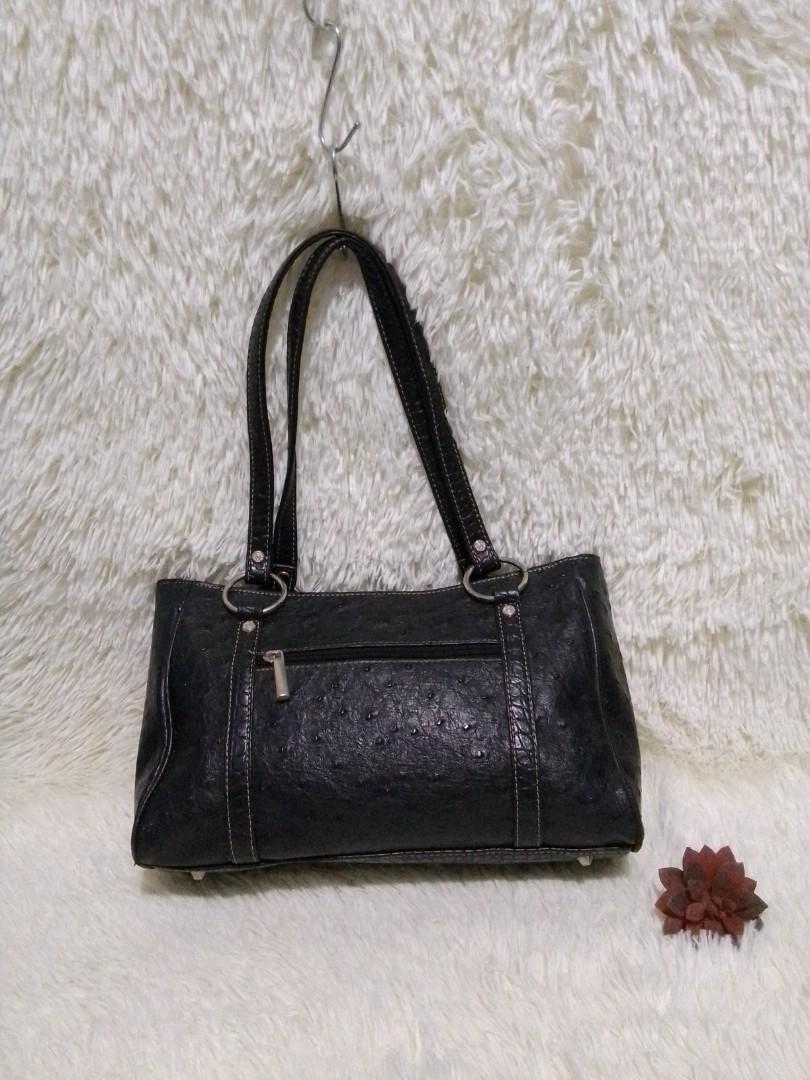 Dima Borsa collection ostrich shoulder bag, Women's Fashion, Bags ...