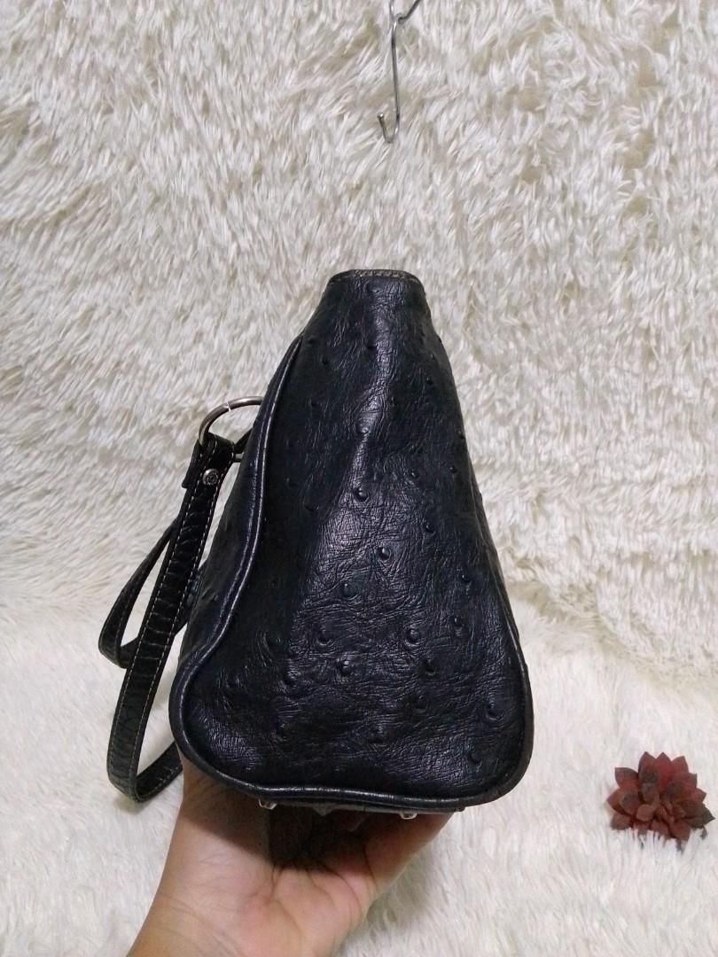 Dima Borsa collection ostrich shoulder bag, Women's Fashion, Bags ...