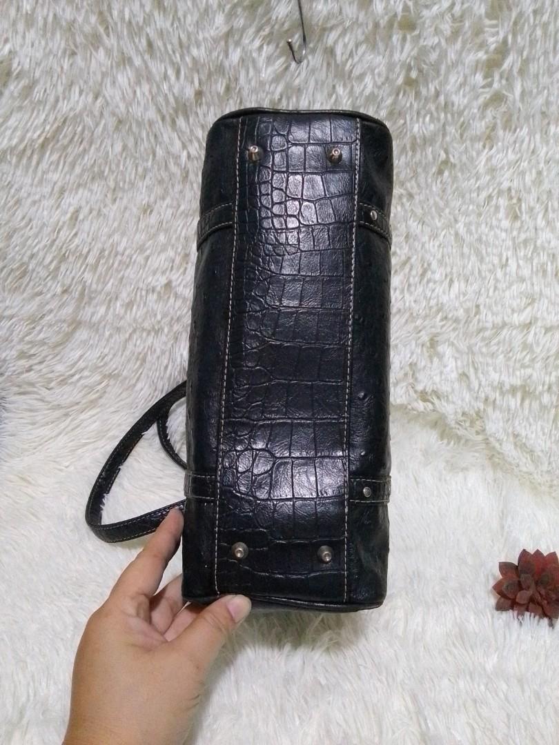 Dima Borsa collection ostrich shoulder bag, Women's Fashion, Bags ...