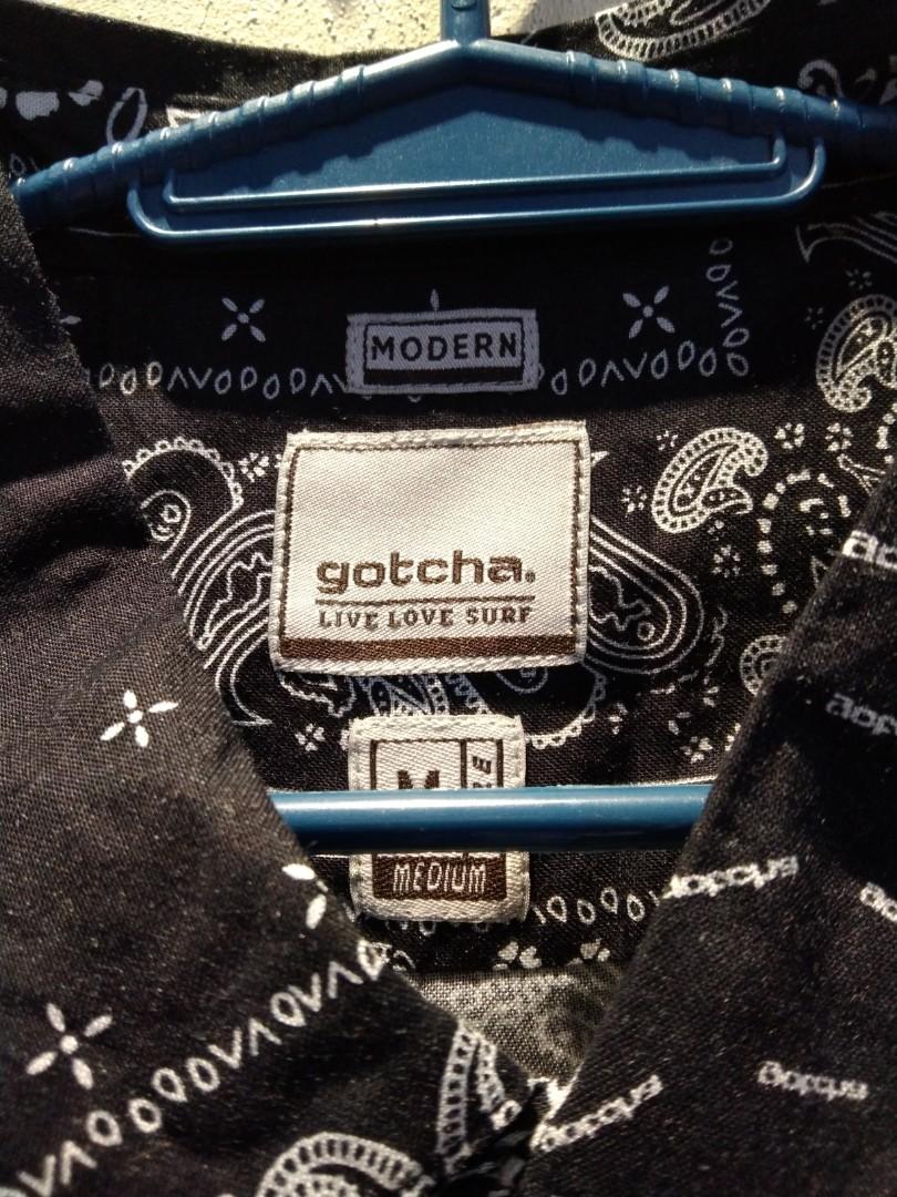 Gotcha, Men's Fashion, Tops & Sets, Tshirts & Polo Shirts on Carousell