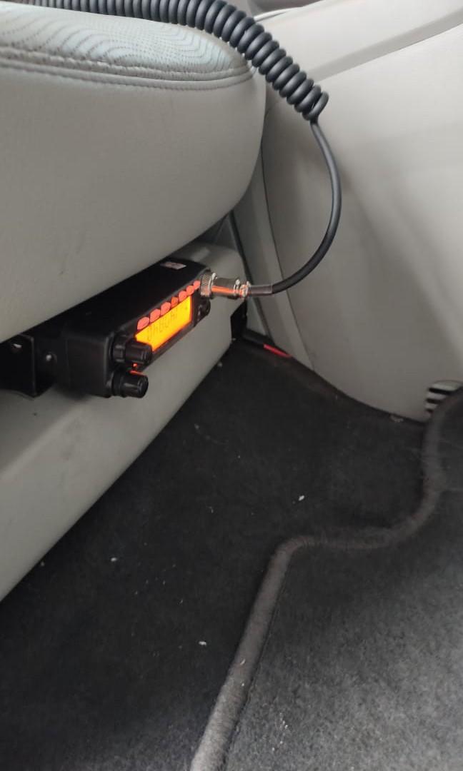 Instalasi Radio Komunikasi RIG HT Setting Antena Handy Talky di Mobil ...