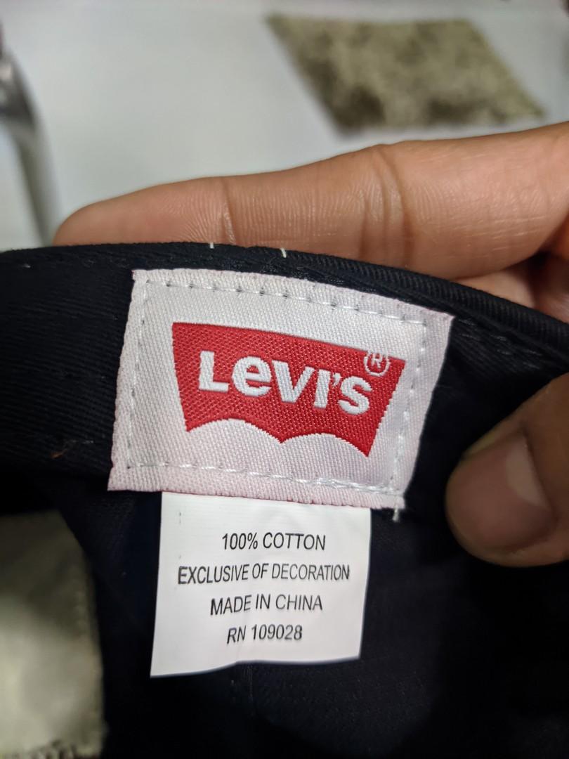 levi's Cap, Men's Fashion, Watches & Accessories, Caps & Hats on Carousell