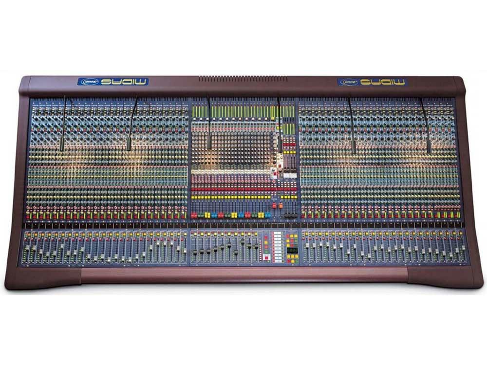 Midas Heritage 3000 Analog Console, Hobbies & Toys, Music & Media ...