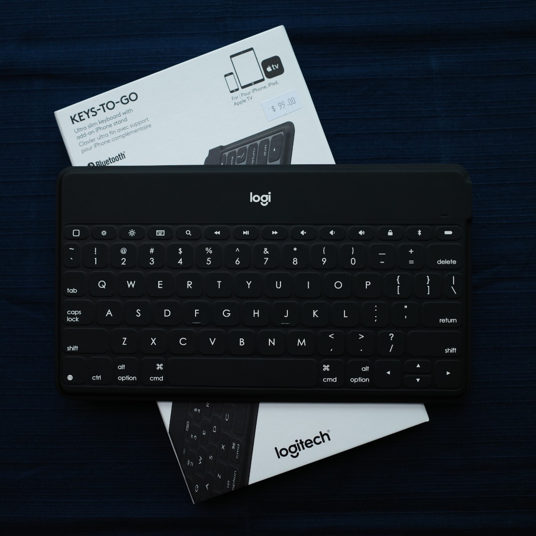 Mint Logitech Keys To Go Ultra Portable Keyboard Computers And Tech