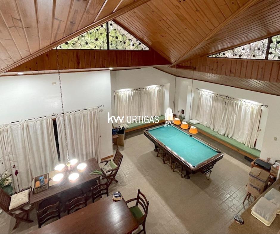 Nice and Cozy House for Sale in Richmore Land Subdivision, Tagaytay ...