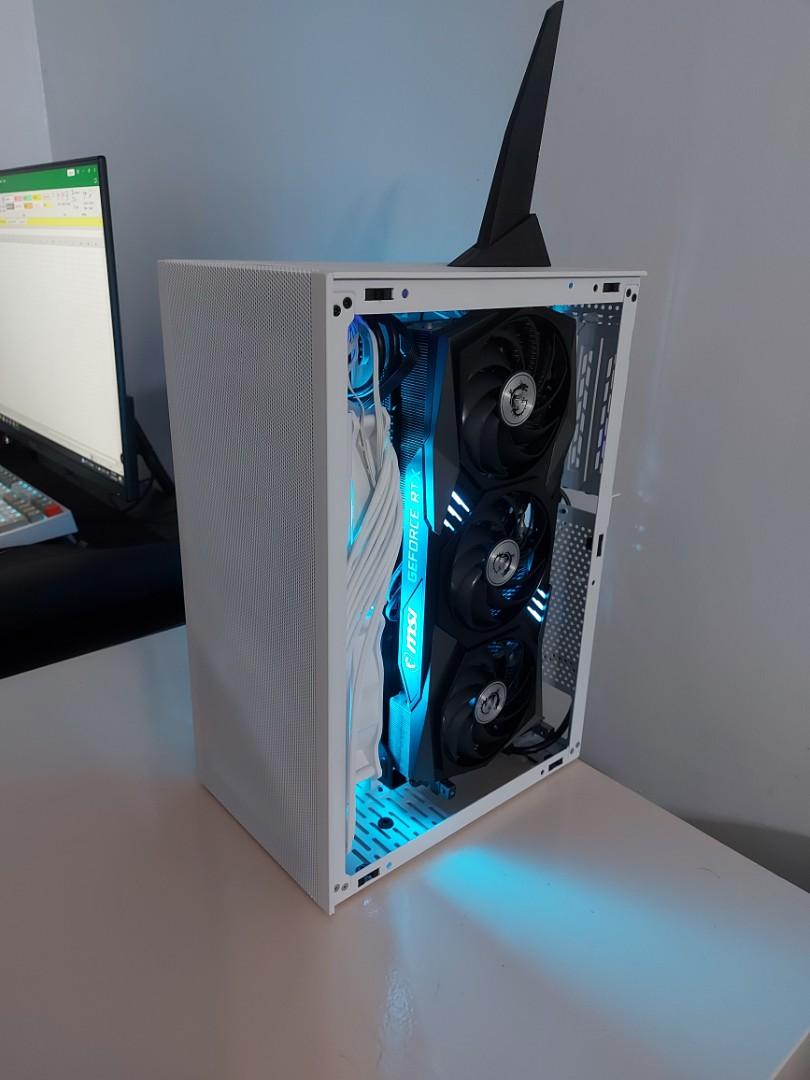 PC Build with or without GPU: Ryzen 5 5600X, RTX 3070, B550i ROG Strix ...