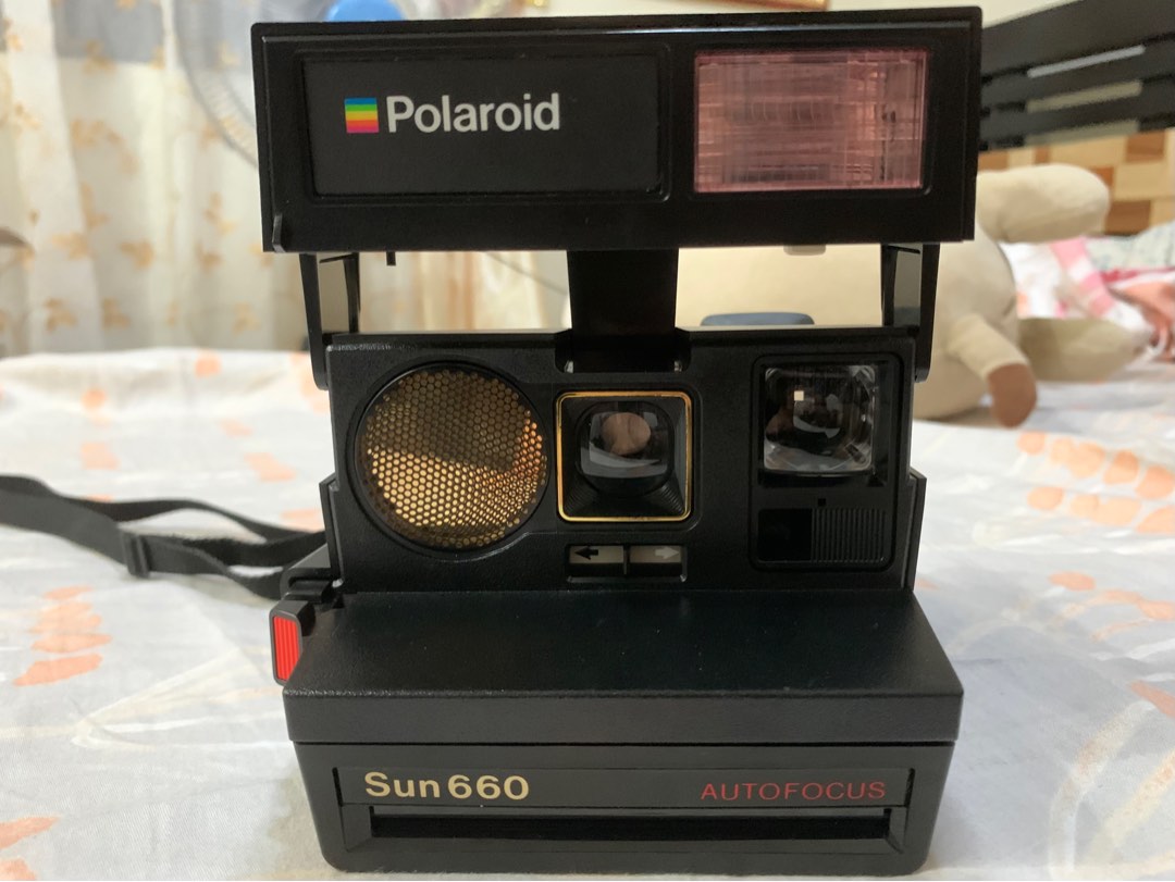 Polaroid Sun 660 Autofocus, Photography, Cameras on Carousell