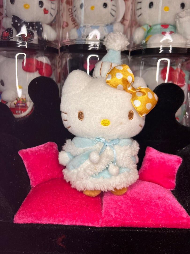 Rare Hello kitty Christmas, Hobbies & Toys, Toys & Games on Carousell