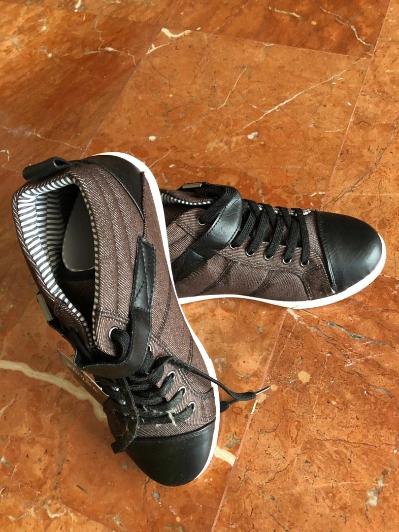 Shoes ( high cut ), Men's Fashion, Footwear, Sneakers on Carousell