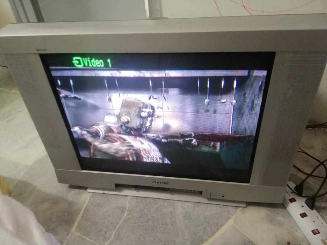 Sony box TV, TV & Home Appliances, TV & Entertainment, TV on Carousell