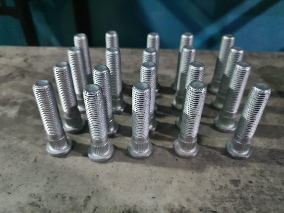Spline screw wheel hub spline bolt, Car Accessories, Accessories on ...
