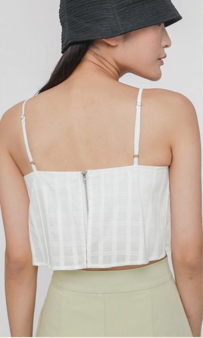 (The Tinsel Rack) Rumi Crop Flare Top, Women's Fashion, Tops ...