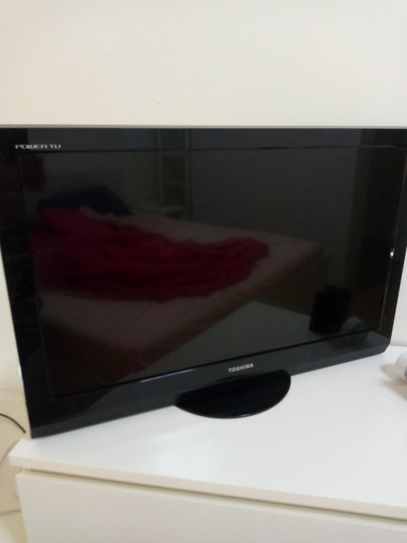 Toshiba TV, TV & Home Appliances, TV & Entertainment, TV on Carousell