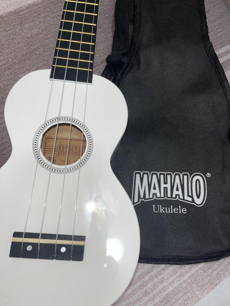 White Ukulele, Hobbies & Toys, Music & Media, Musical Instruments on ...