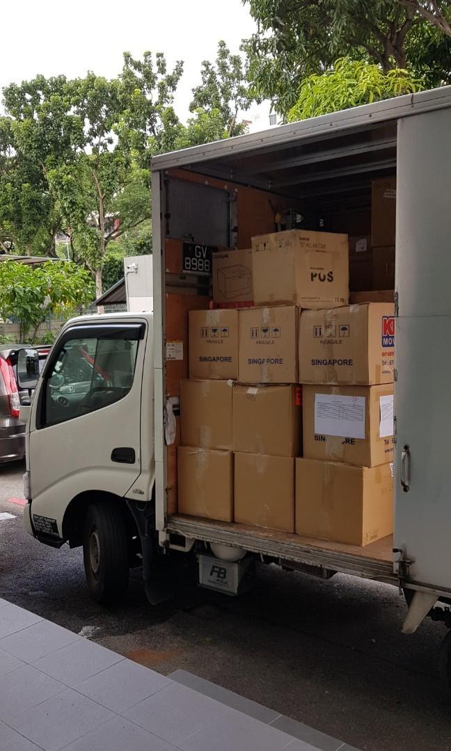 10ft box lorry with truck driver. without manpower, Car Accessories ...