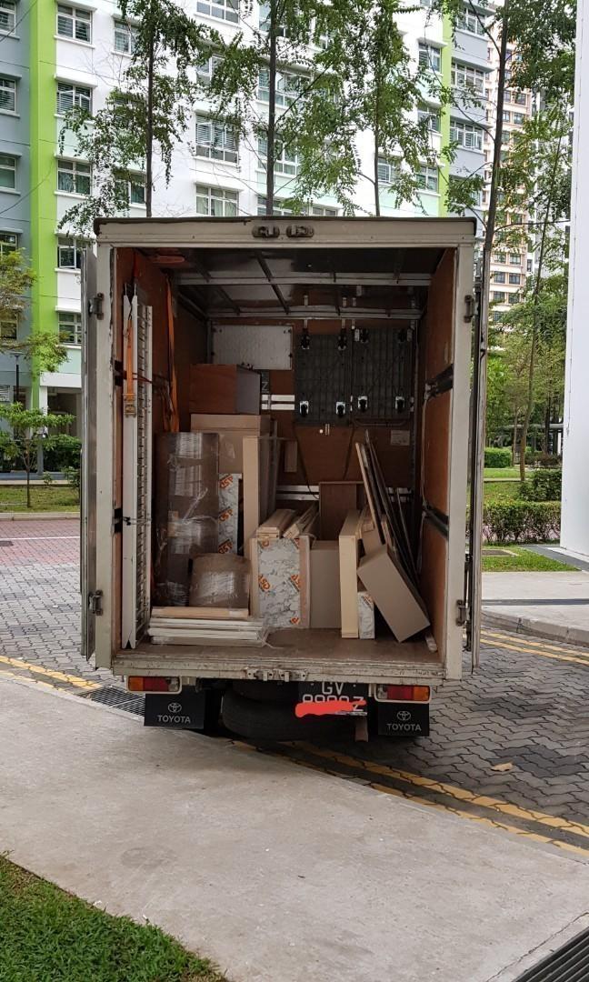 10ft box lorry with truck driver. without manpower, Car Accessories ...