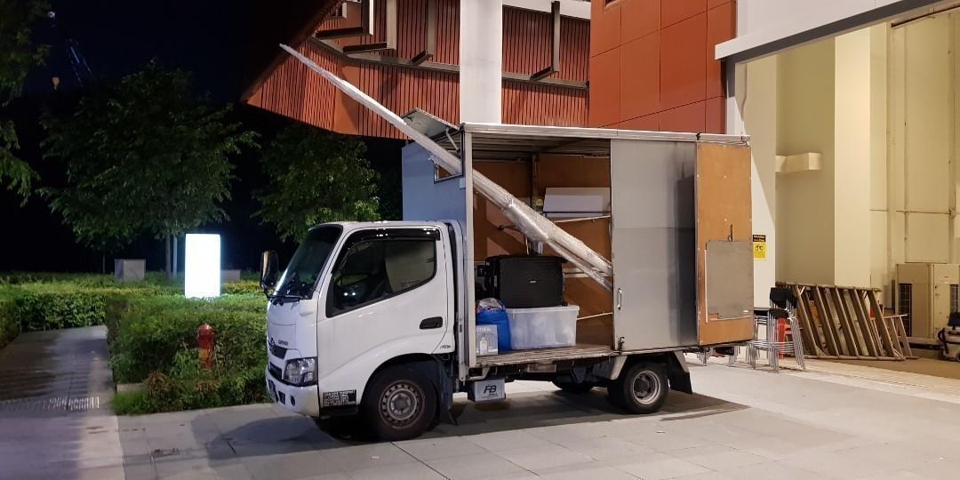 10ft box moving truck with lorry driver. Without manpower., Cars, Car Rental on Carousell