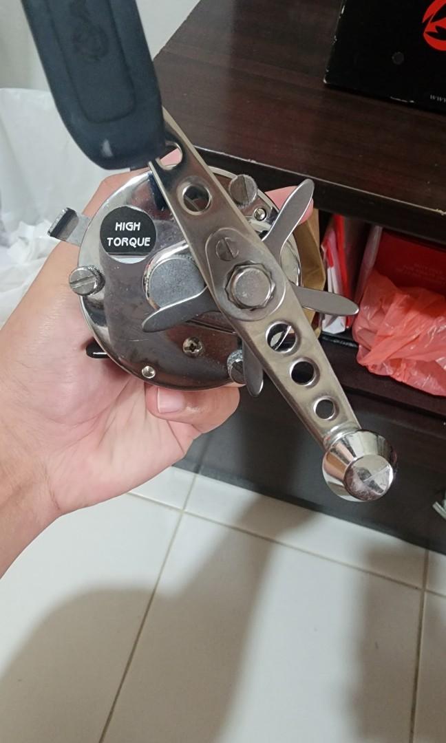 Akios shuttle 666 scm w, Sports Equipment, Fishing on Carousell