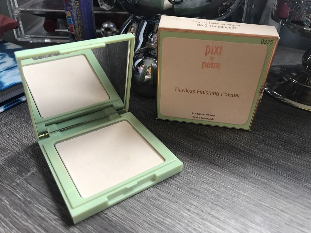 Authentic PIXI by PETRA flawless finishing powder, Beauty & Personal ...