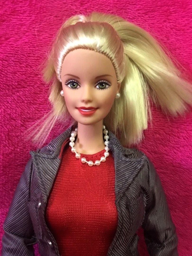 Barbie working woman, Hobbies & Toys, Toys & Games on Carousell