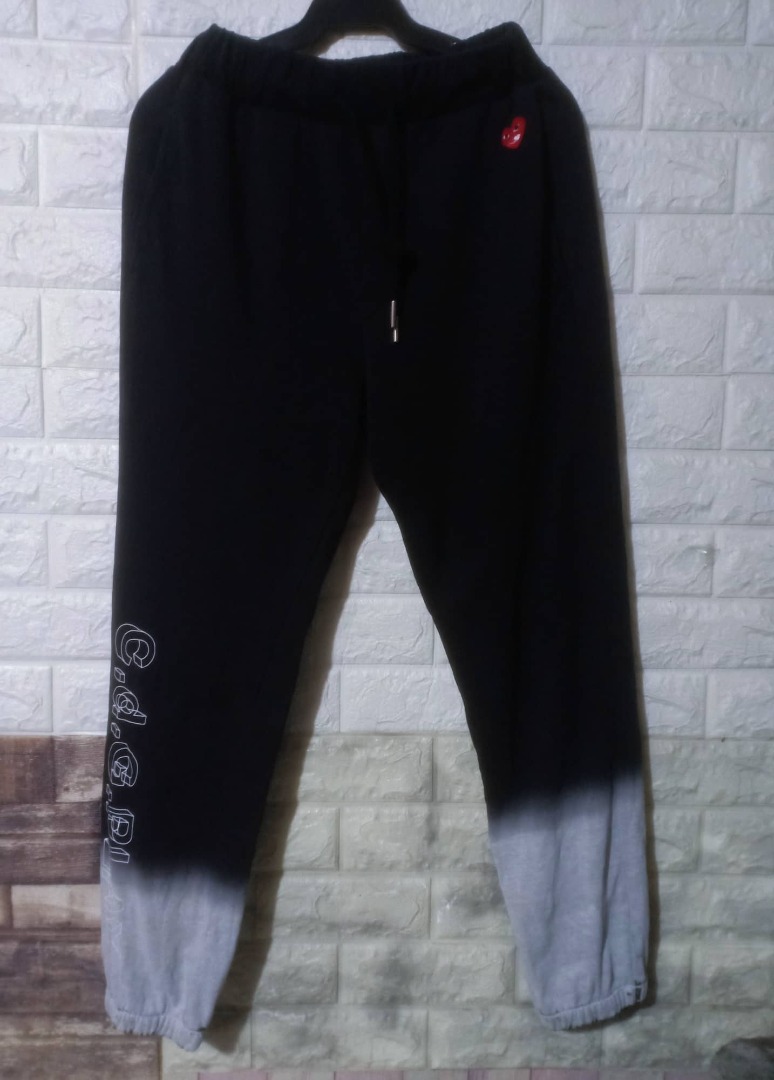 CDG Play / Joggerpants, Men's Fashion, Bottoms, Joggers on Carousell