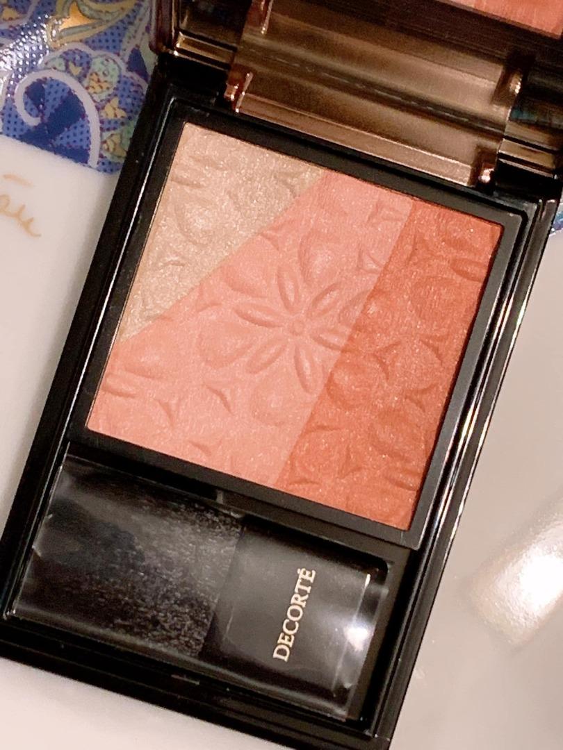 COSME DECORTE Made in Japan Powder Blush With Brush, Beauty & Personal ...