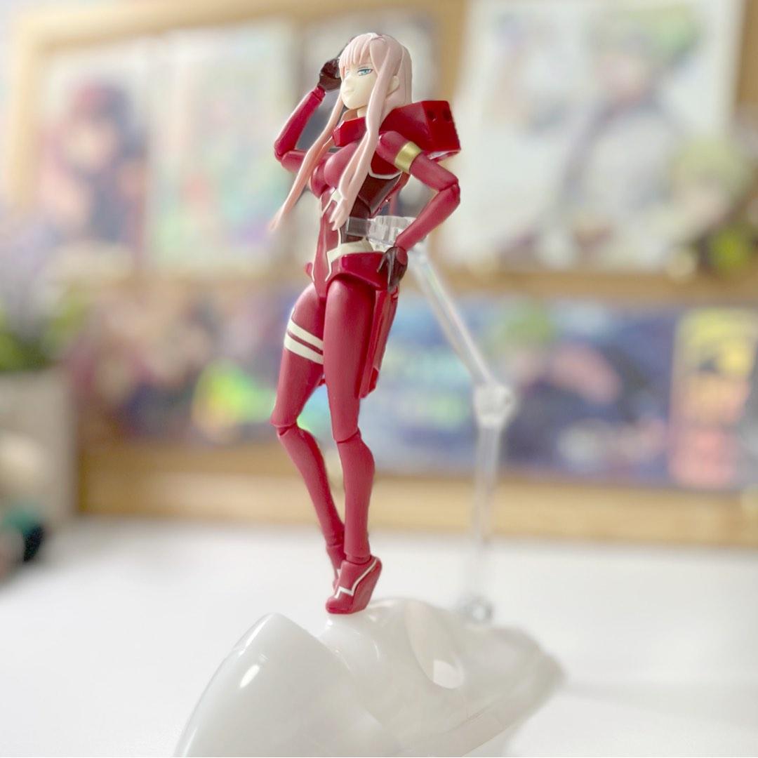 DARLING in the FRANXX: Zero Two Figure, Hobbies & Toys, Memorabilia ...